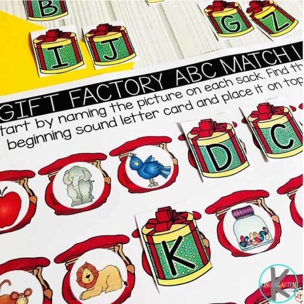 FREE Christmas Worksheets Matching Beginning Sounds