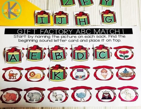 FREE Christmas Worksheets Matching Beginning Sounds