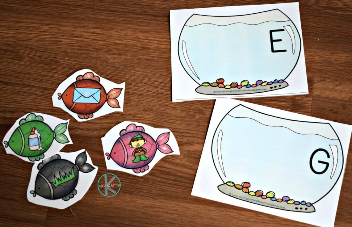 🐠 FREE Printable Fish Beginning Sounds Phonics Kindergarten Activity