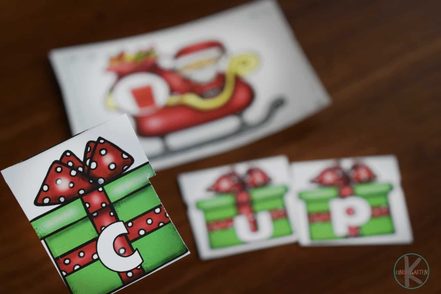 🎅 FREE Christmas CVC Words on Santa's Sleigh Activity for Kids