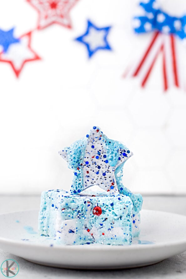 🦅 Stars "Bursting" 4th of July Science Experiments