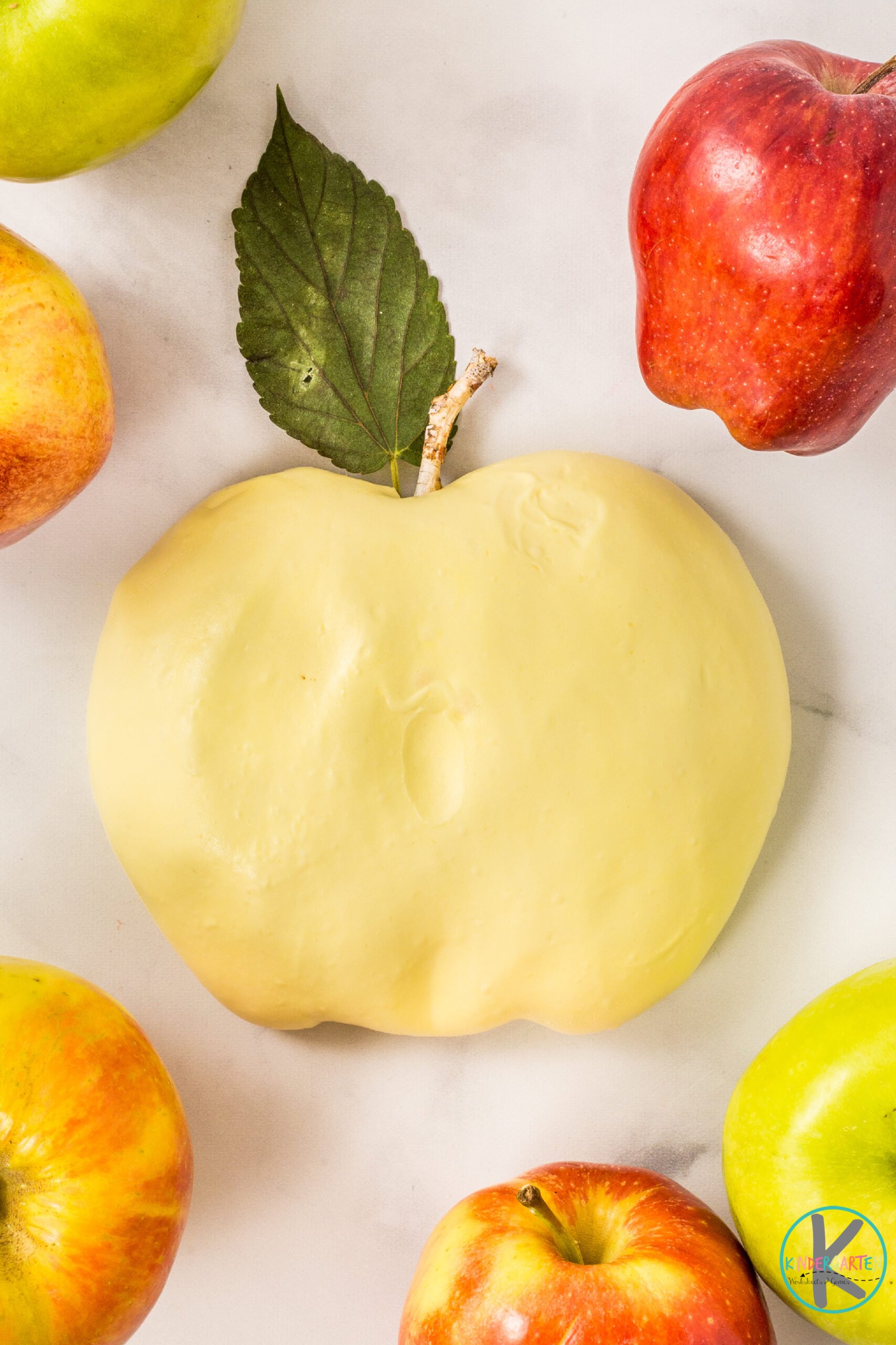 💛 Easy, Fluffy Apple Slime Recipe for Fall