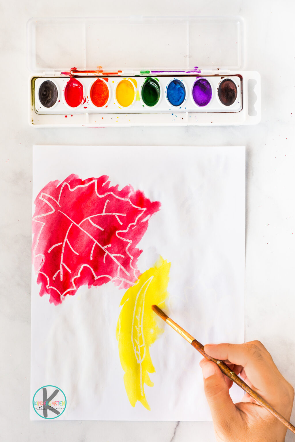 🍂 STUNNING Crayon Resist Fall Leaf Art for kids Craft for Kids