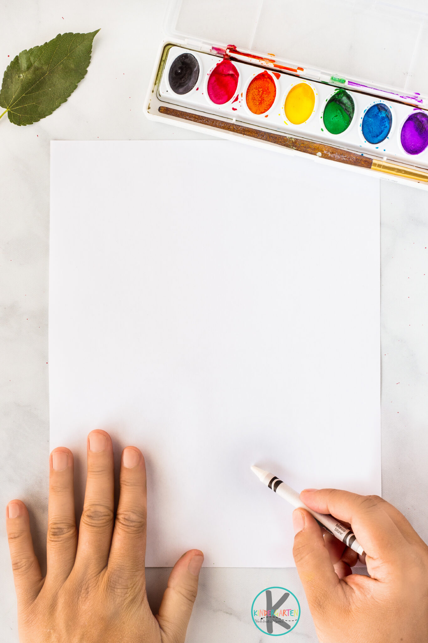 🍂 STUNNING Crayon Resist Fall Leaf Art for kids Craft for Kids