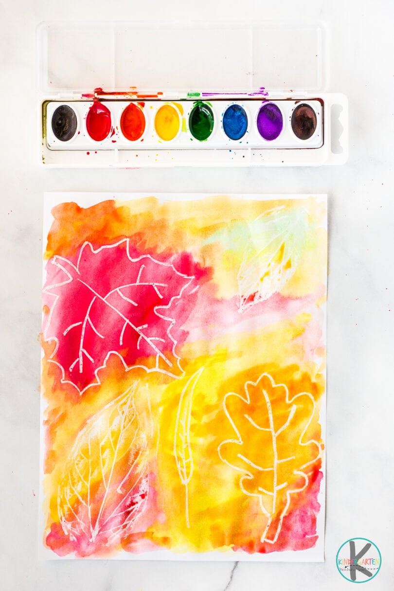 🍂 STUNNING Crayon Resist Fall Leaf Art for kids Craft for Kids