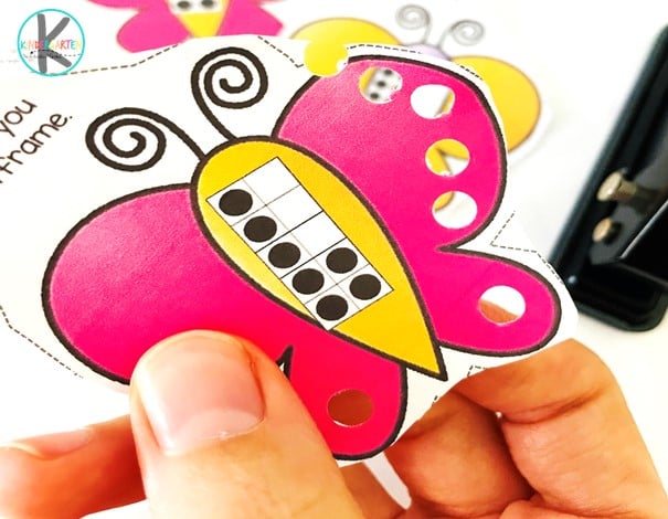 🦋 FREE Printable Butterfly Math Counting to 10 Punch Cards